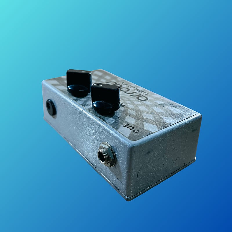 Copilot FX CoPilot FX Arrow Airwaves White Noise Generator - Bucket List Guitars